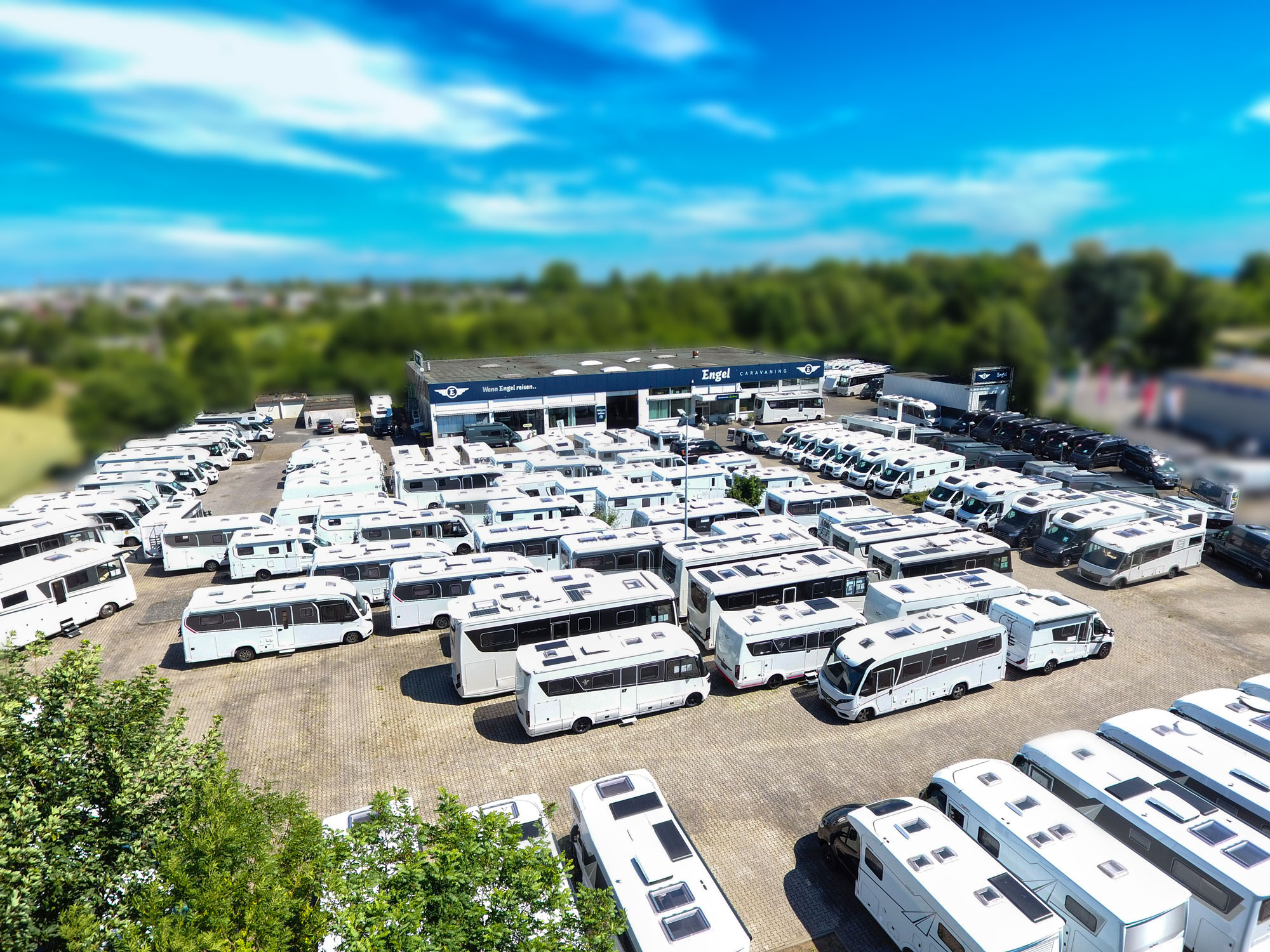 FRANKIA Wohnmobile bei Engel Caravaning Frankfurt - Deutschlands ...